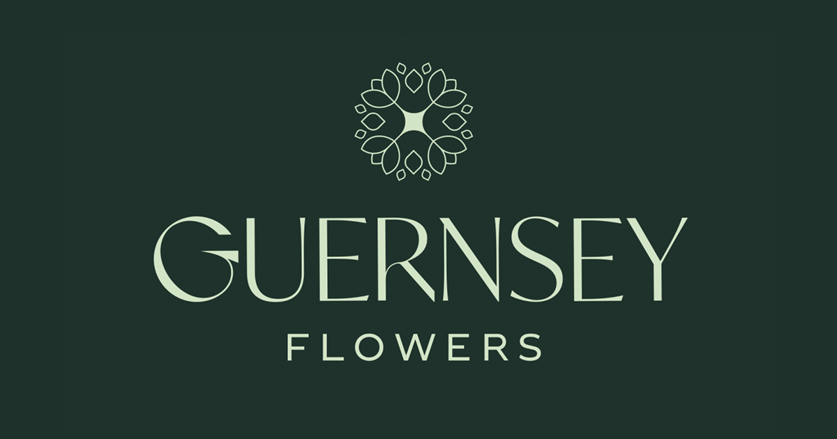 Christmas Bundles – Guernsey Flowers by Post